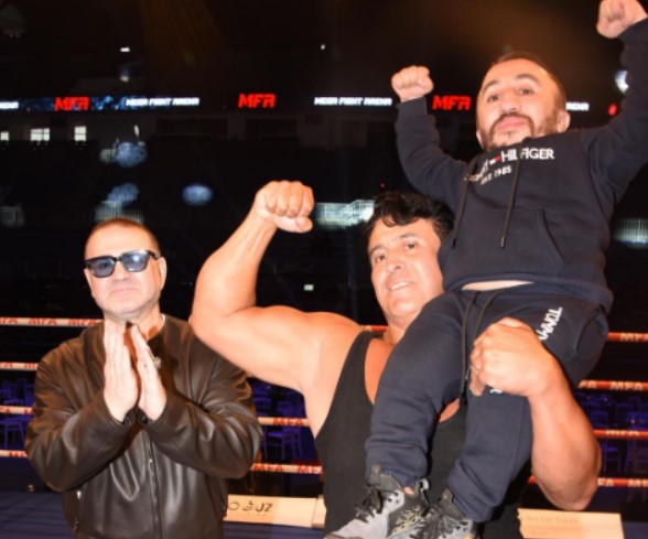 Mega Fight Arena’da Boks ve Müziğin Büyüleyici Gecesi - 50fifty Magazin